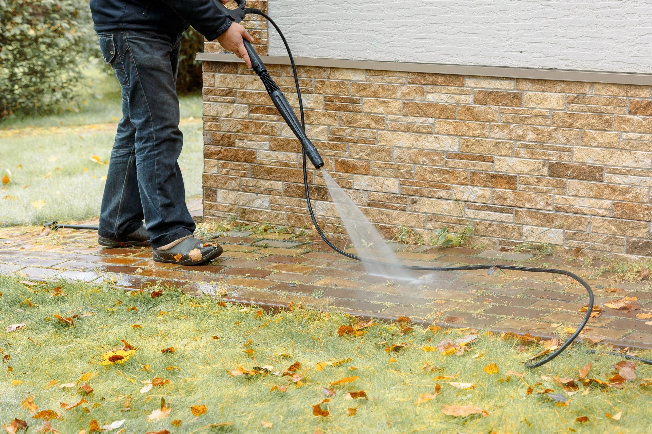 Professional Soft Wash Services in Florida | Power Wash Pros