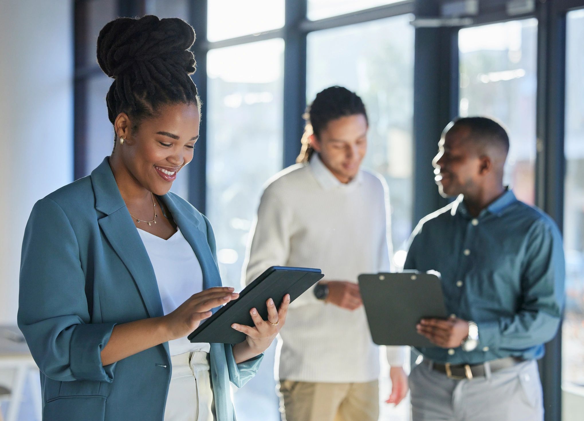 VersaWork Leasing: Premier Co-Working Spaces & Flexible Solutions