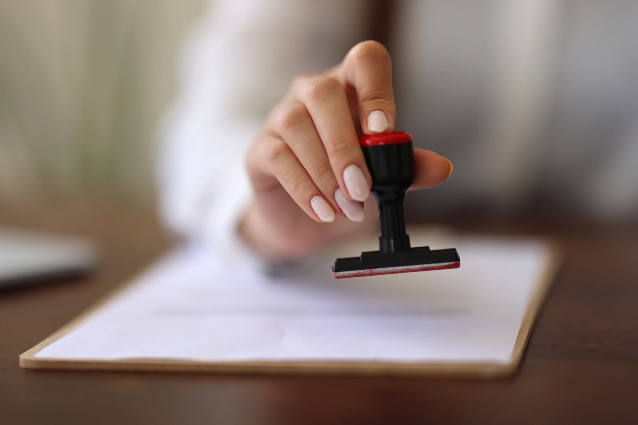 Trusted Public Notary & Certified Signing Agent Services