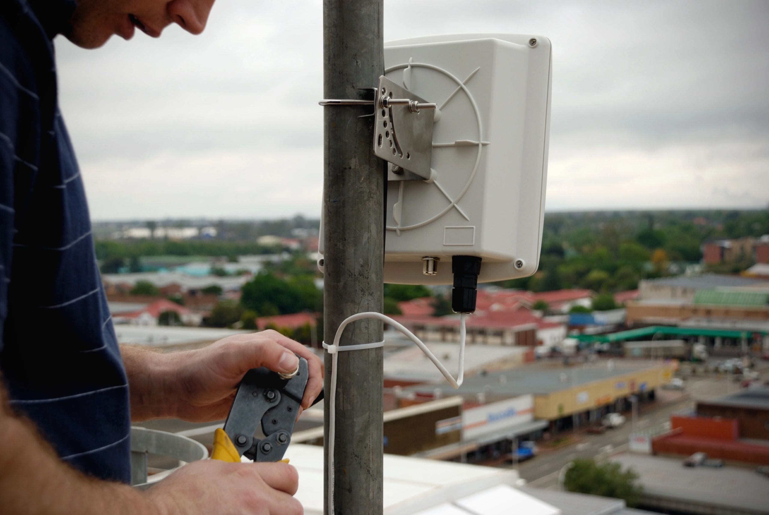 Reliable Fixed Wireless Access | ARKNET AIRFI LLC