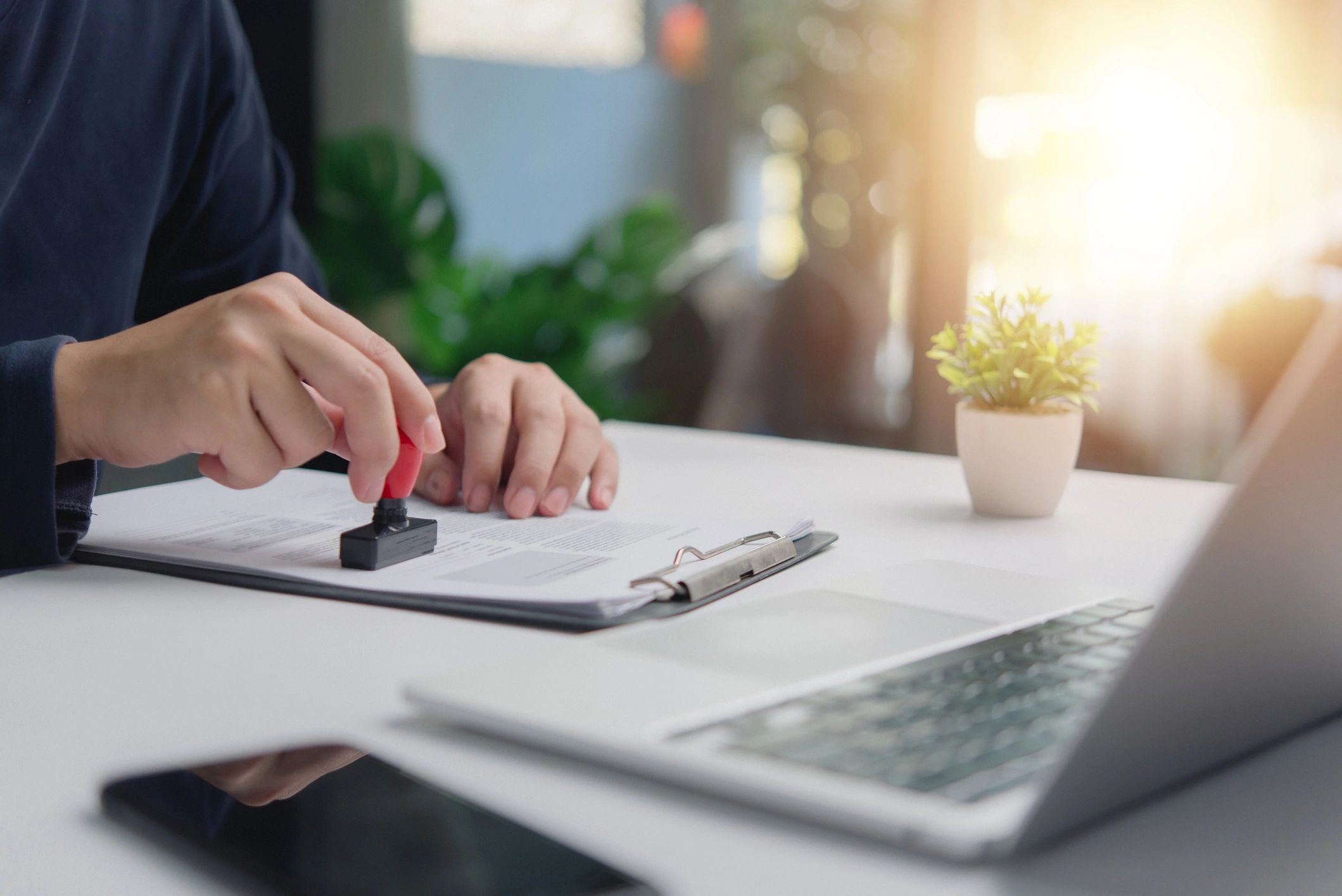 Trusted Notary Agent | Professional Notary Services