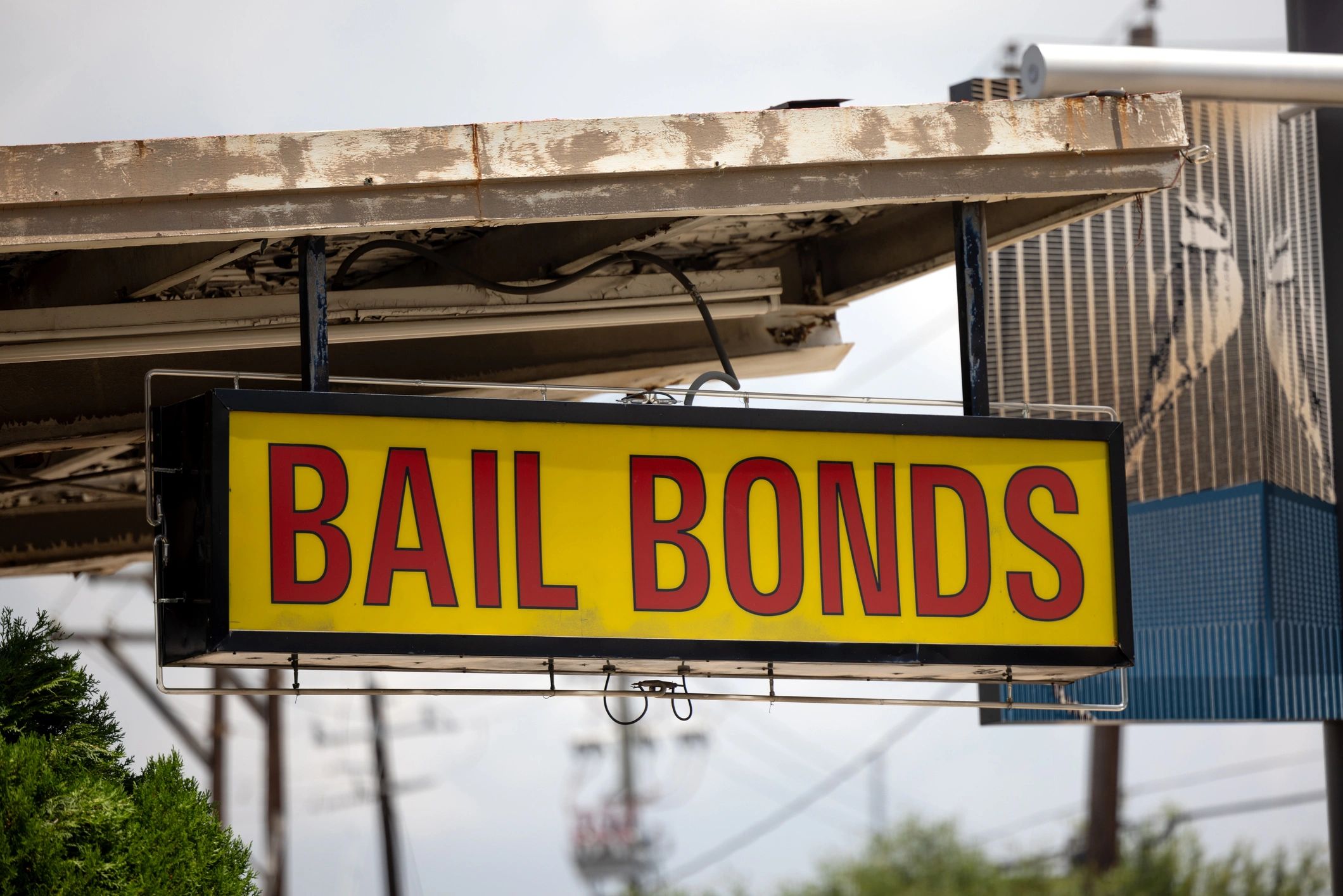 Understanding Bail Bonds and How They Work
