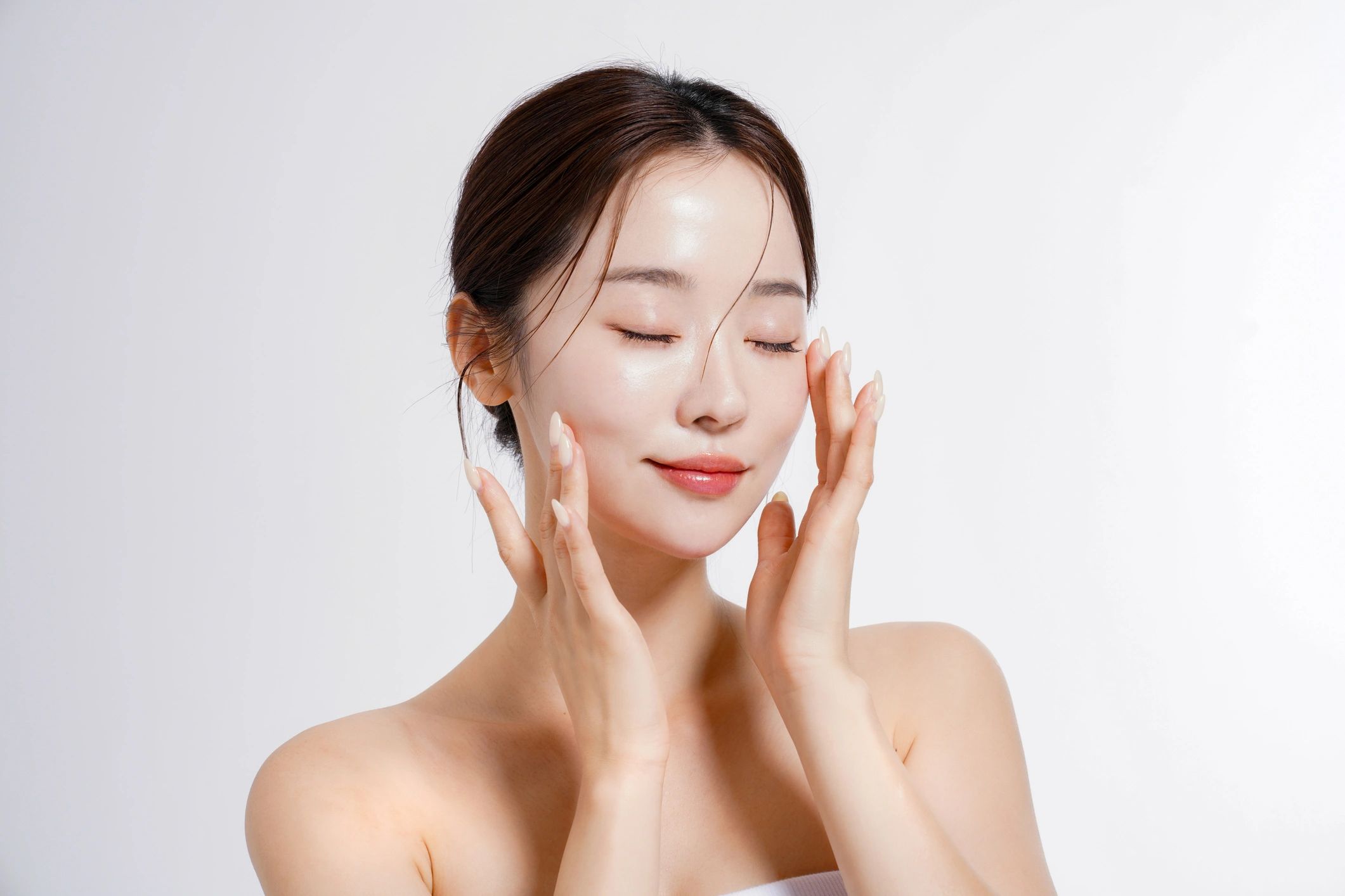 Achieve Glowing Skin with Seoul Glow Skincare