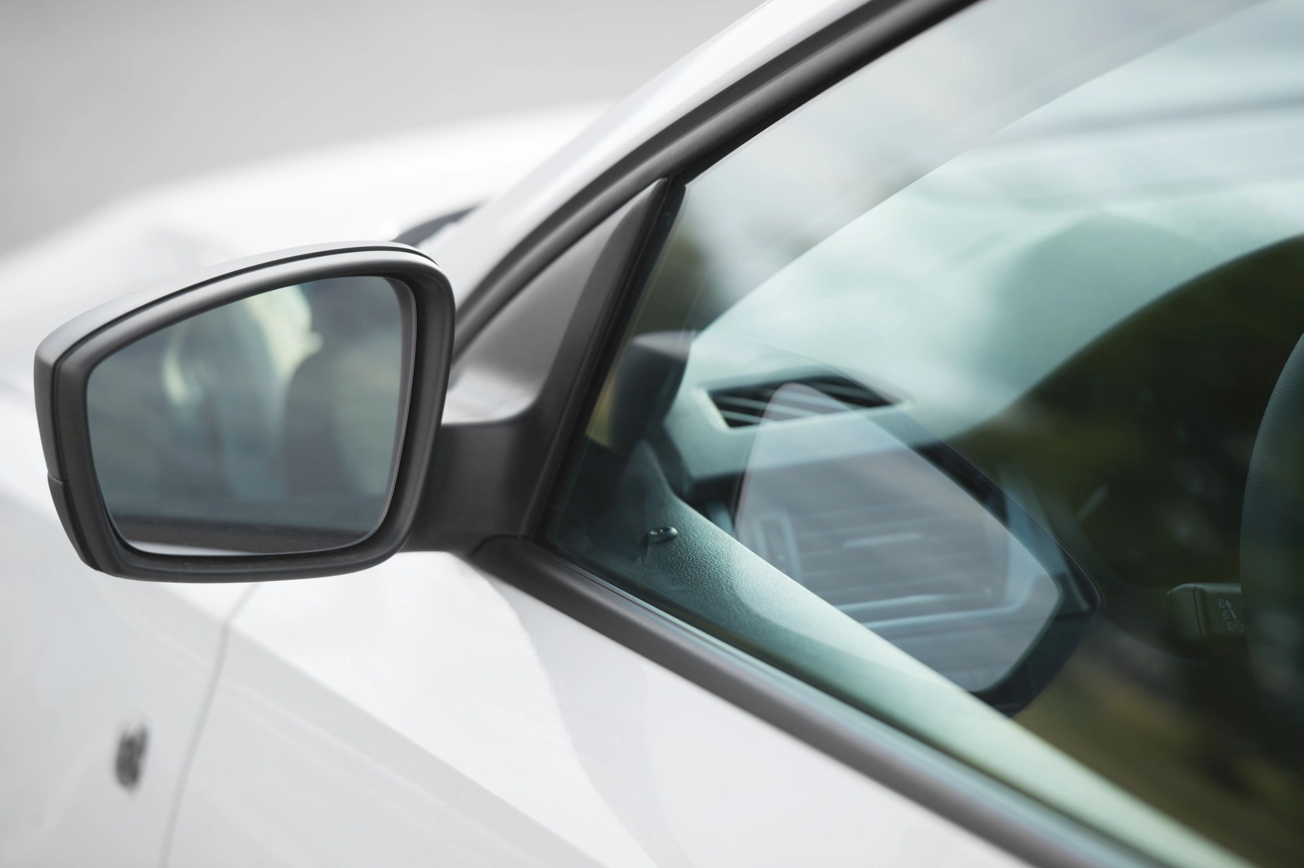 Satellite Automotive Glass