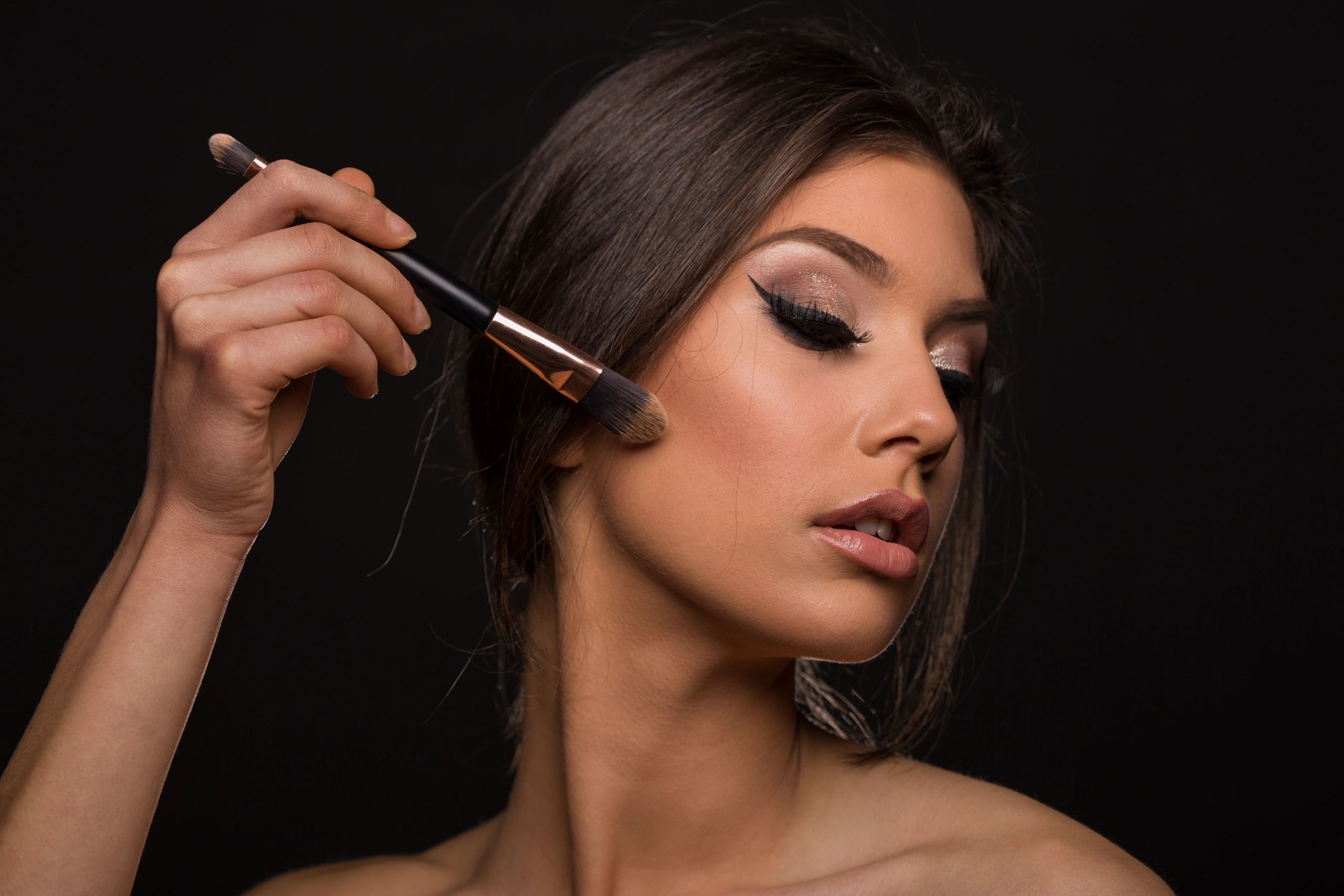 Ooh La La Lash Lounge - Eyelash Extensions, Waxing