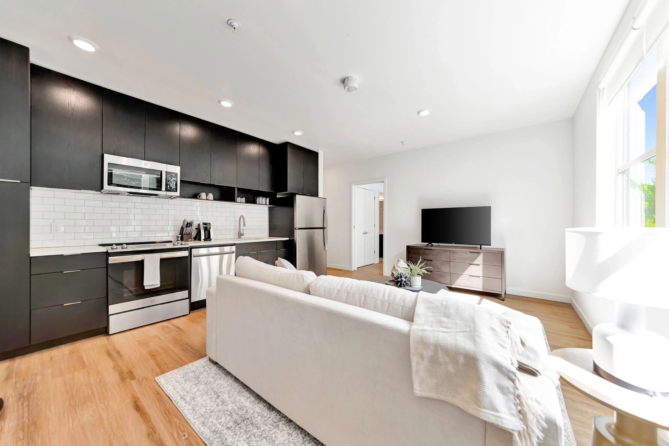 Newly Built Studio, 1 & 2 Bedroom Apartments in Portland, OR