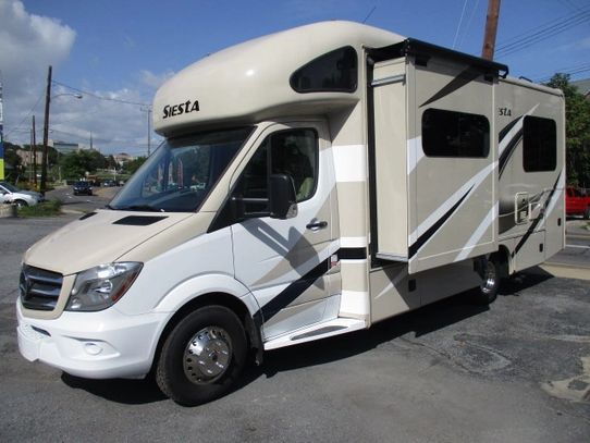 Motor Homes - Class C | Ziegler's RV