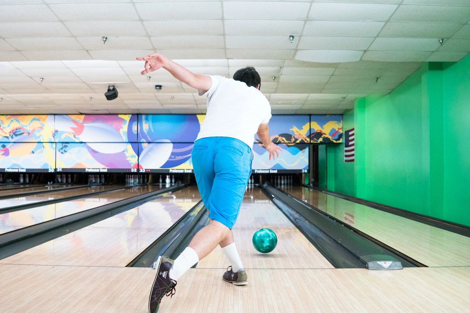 Bowling Fun For Everyone - Professor Bowl