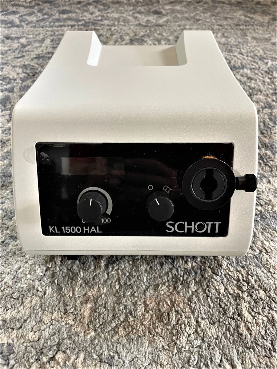 Schott KL 1500 HAL Halogen Fiber Optic Illuminator