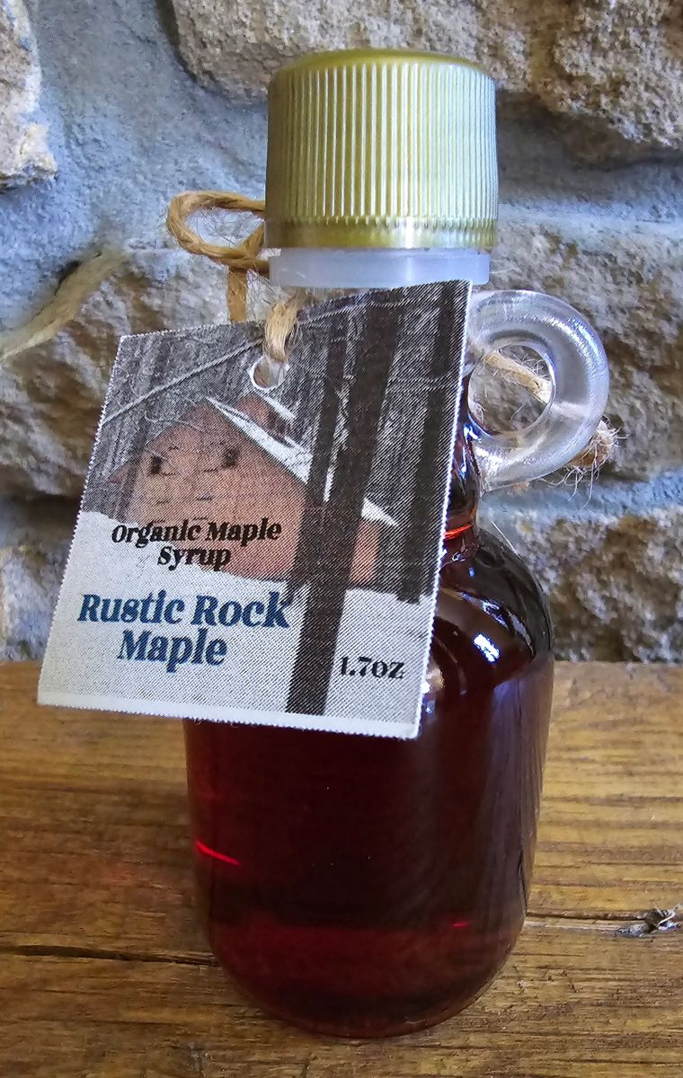 1.7oz Mini Gallone filled with Organic Maple Syrup
