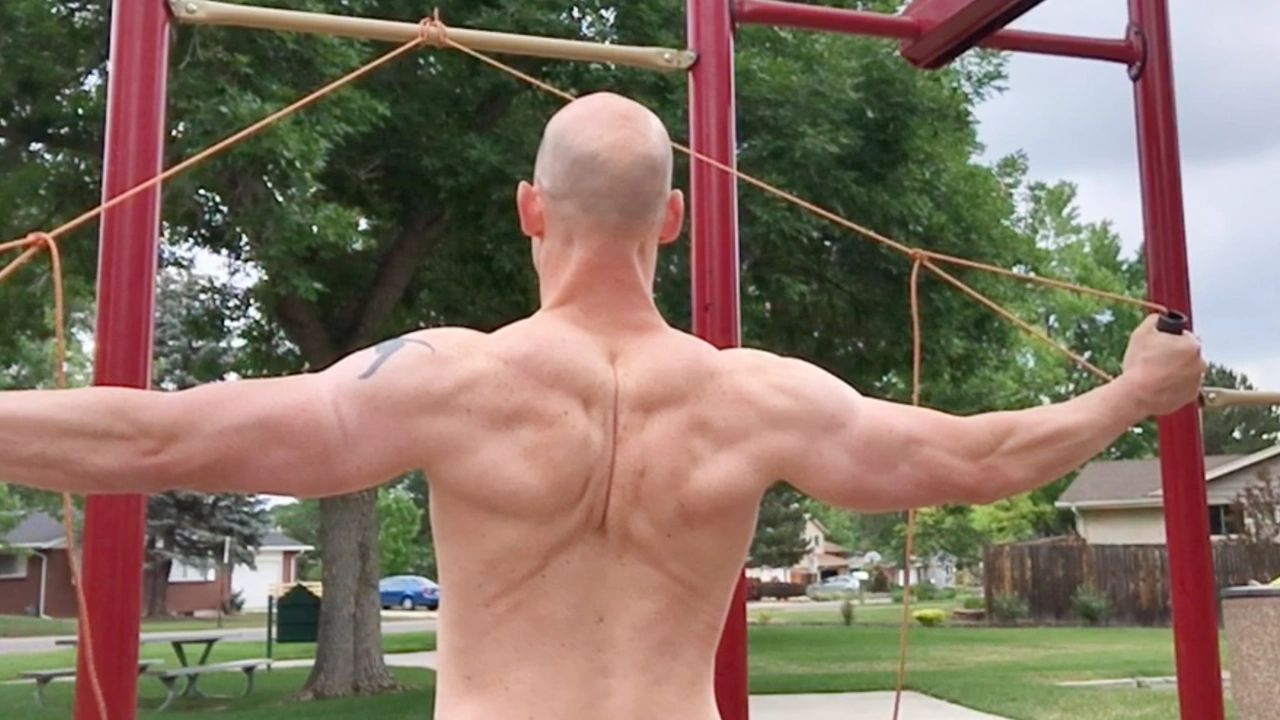 Building Your Upper Back Without Weights