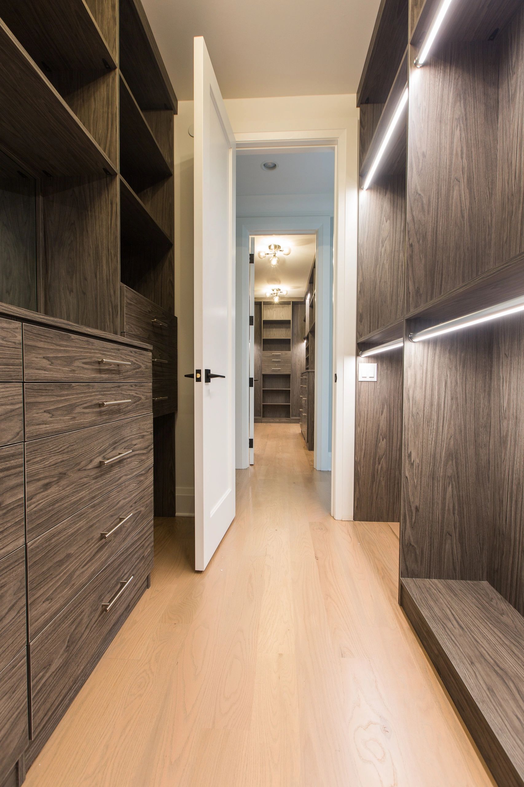 Closet, Closet Parts - Closet-Box - Riverdale, Illinois