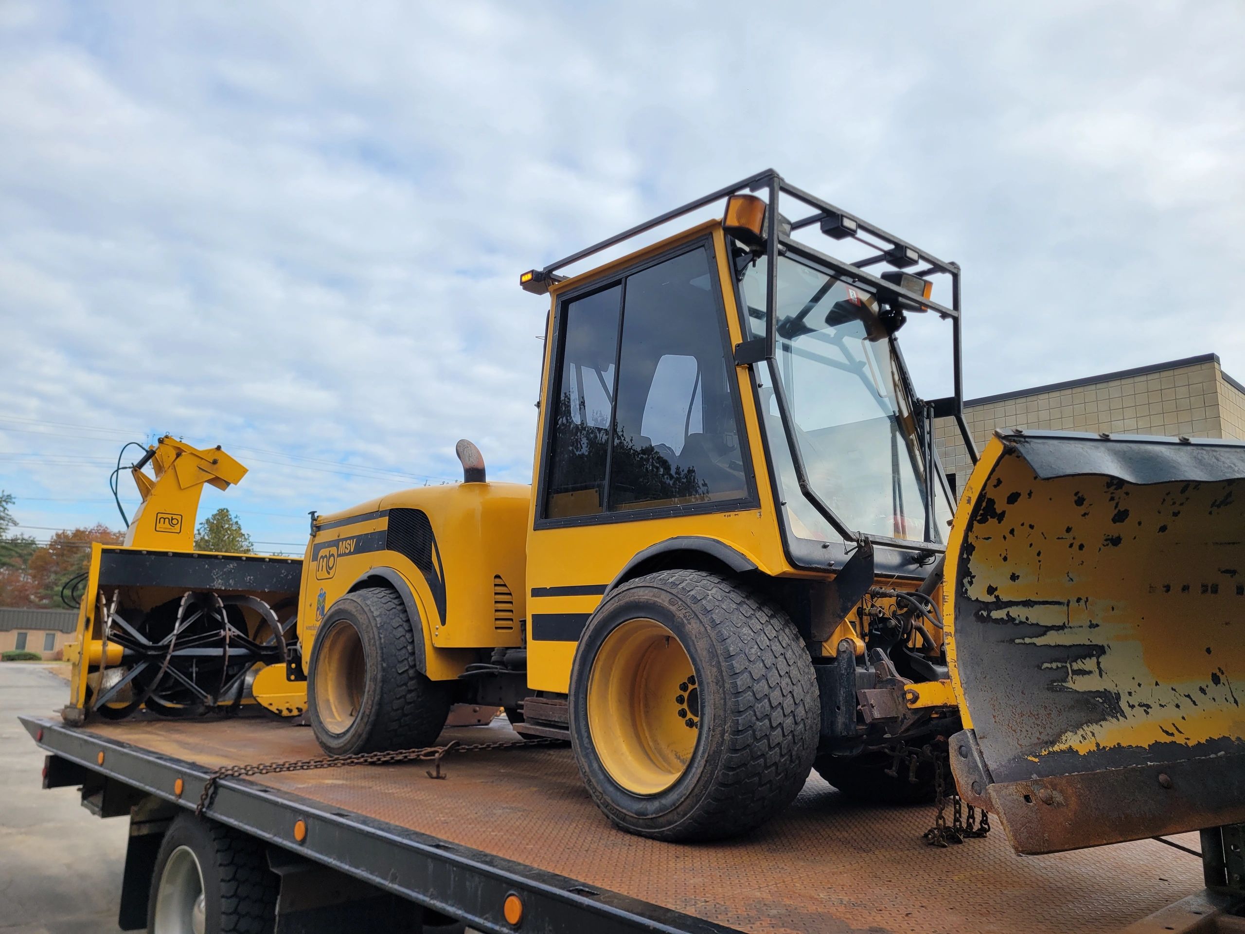 Sidewalk Machine | Jaw Sales