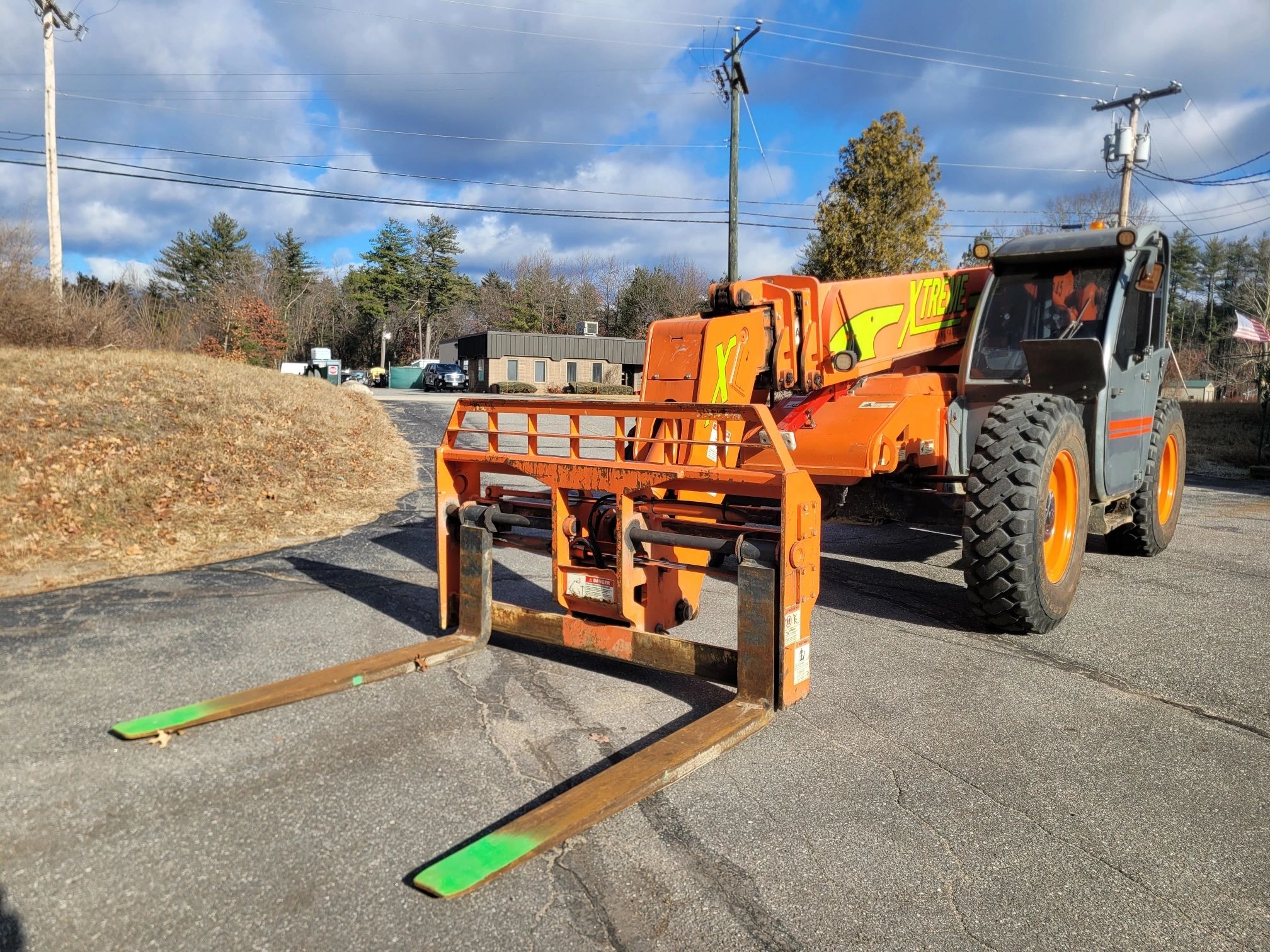 Telescopic Lifts - Lulls | Jaw Sales