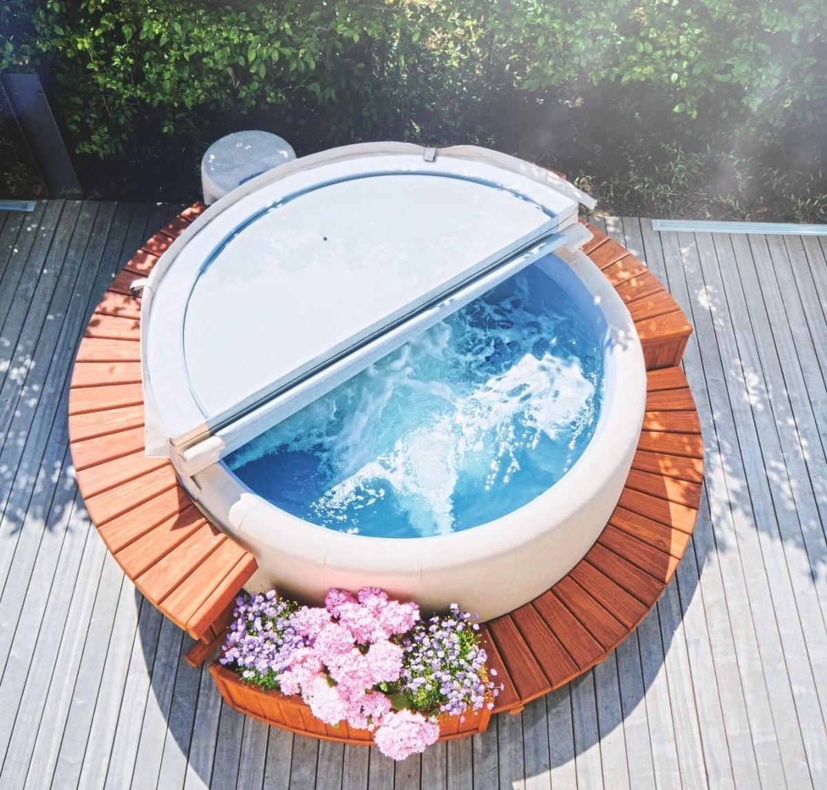 Complete Surround Decking