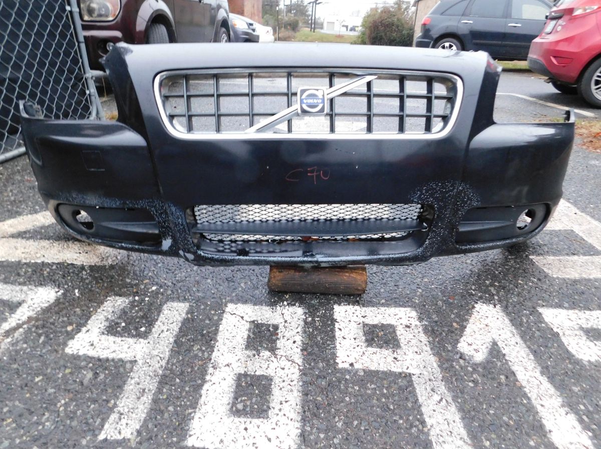 06-10 C70 Volvo FRONT BUMPER COVER 06-10 OEM