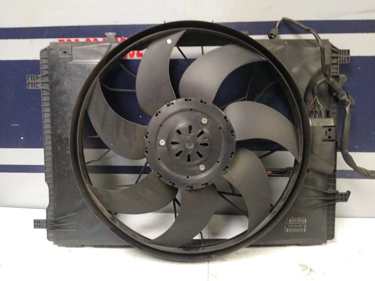 08-14 MERCEDES C300 Radiator Fan Motor Assembly 2045000293