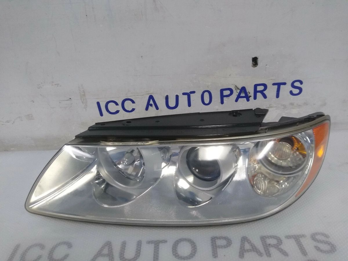 OEM 2006-2010 Hyundai Azera LH Driver Halogen Headlight 06-10 Green Plug