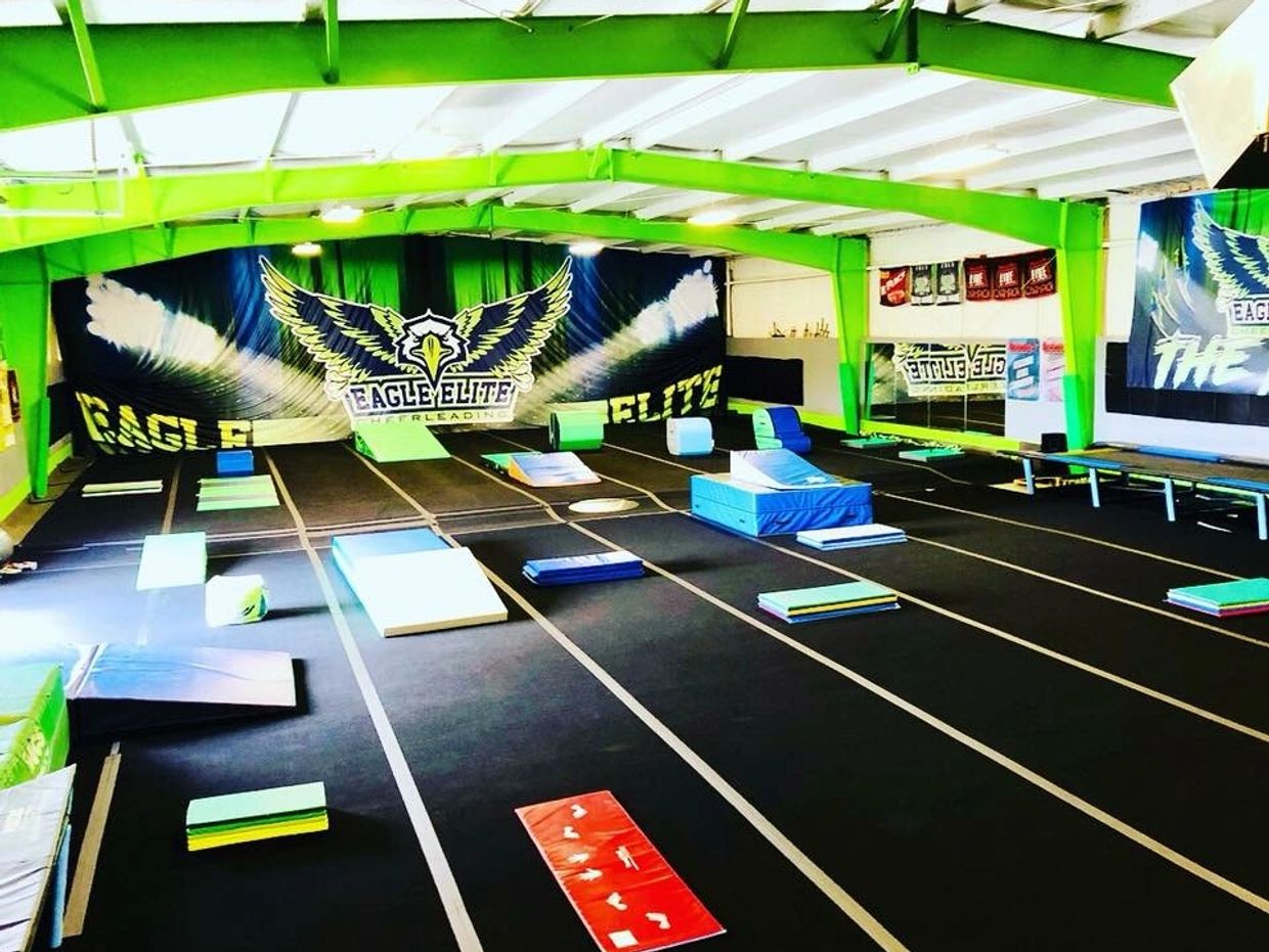 Competitive Cheerleading, Tumbling Classes - Eagle Elite