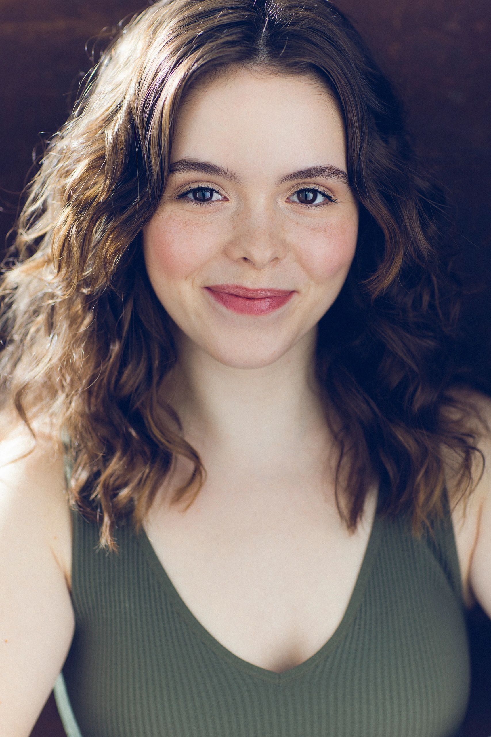 Actor - Nikki Neuberger
