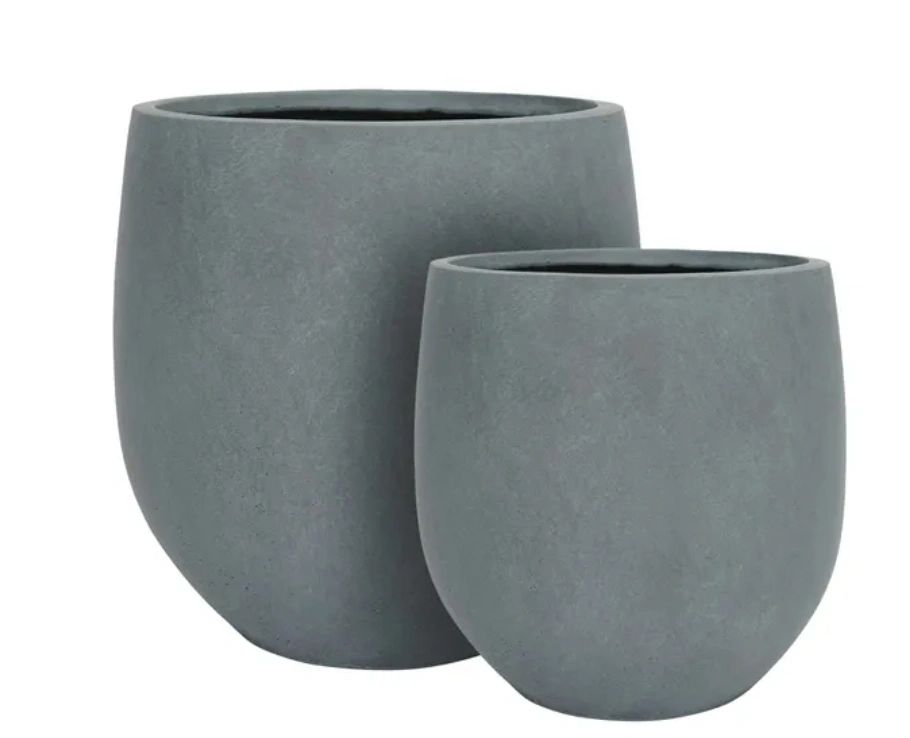 Grey pots