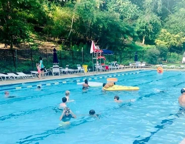 Home [chasecreekswimclub.org]