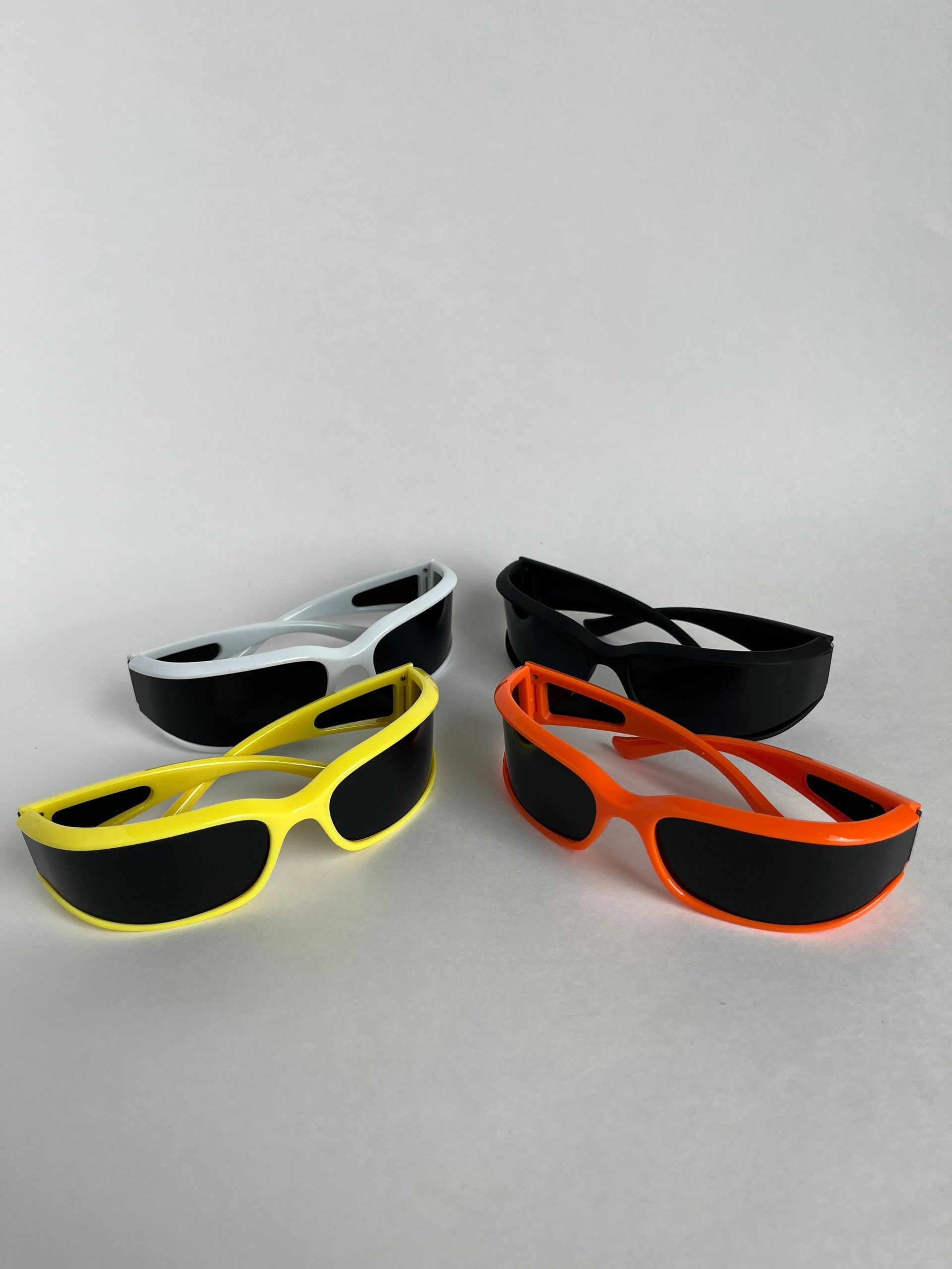 Vision Blocking Wearables - Invisibles