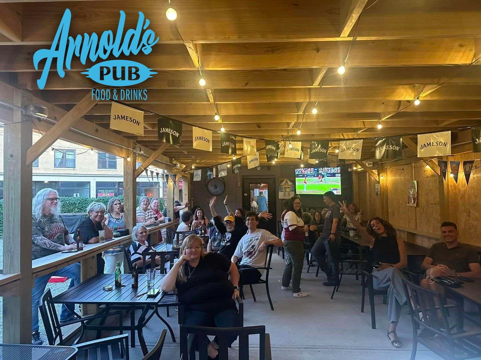 Live Music and Night Life at Arnold's Pub