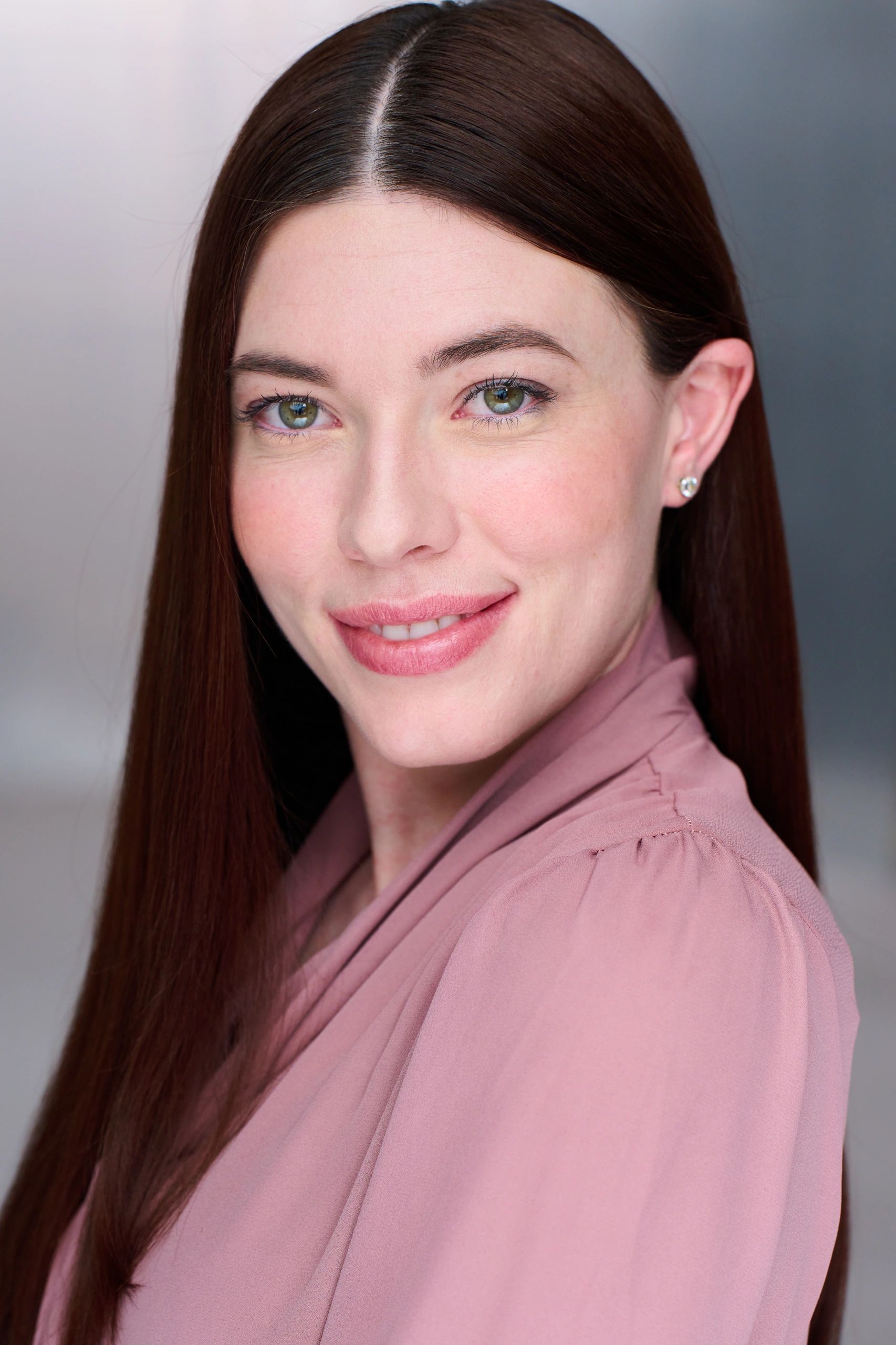 Hannah Lowe's Instagram, Twitter & Facebook on IDCrawl