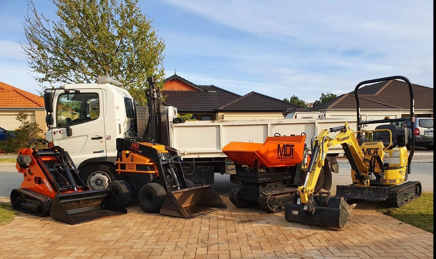 MDT Mini Diggers & Tippers