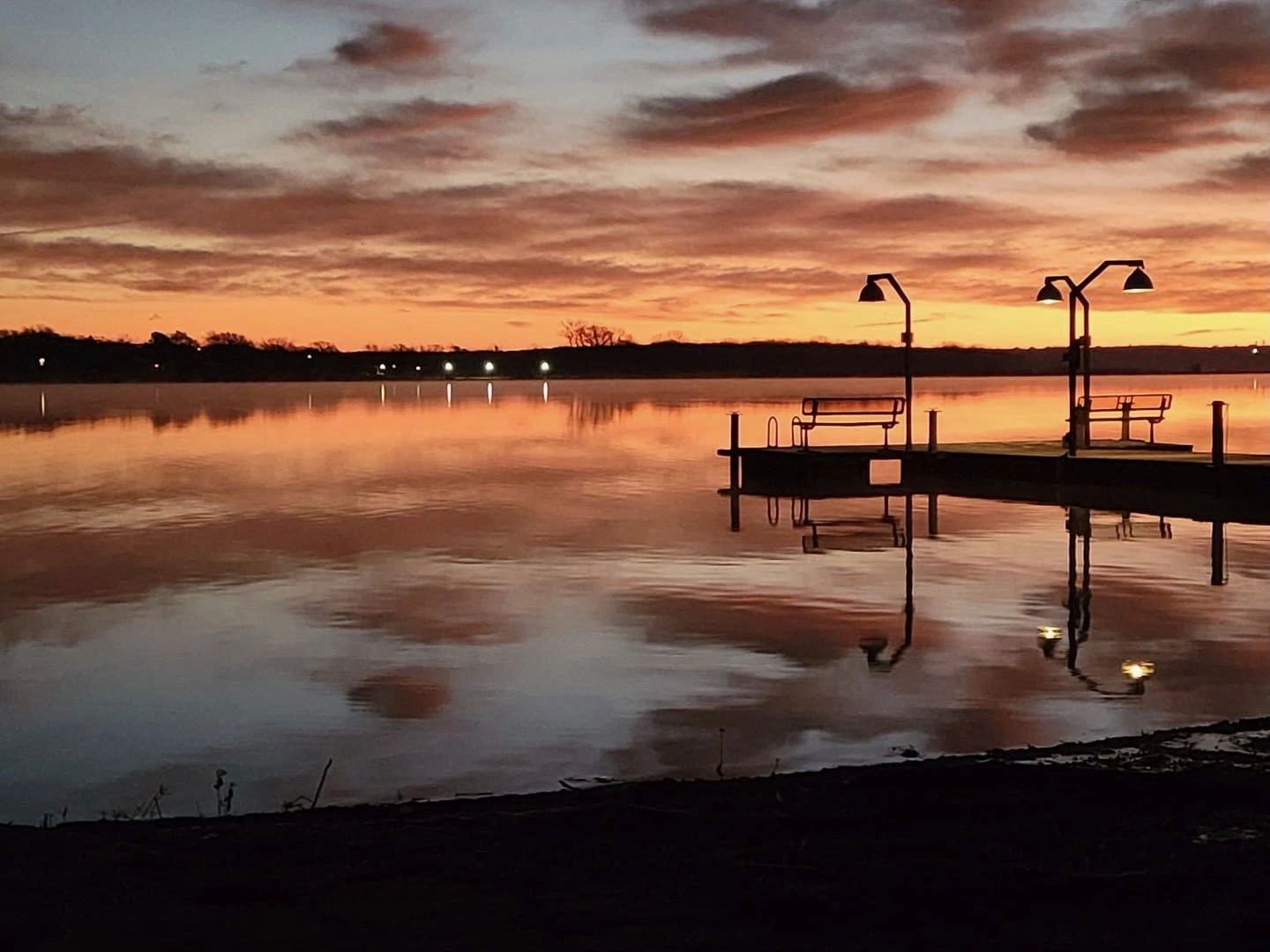 LakeFront RV & Cabin - Hideaway 23 Lakefront RV & Cabins