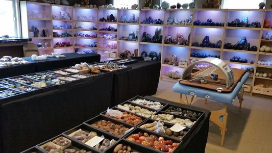 Crystal Garden Rock Shop - Rock Shop, Gifts