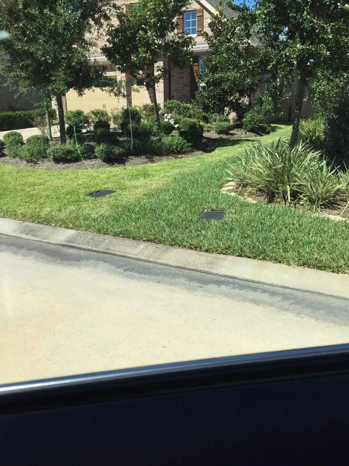 Herbitech LLC - Weed Control, Fertilizer, Lawn Care