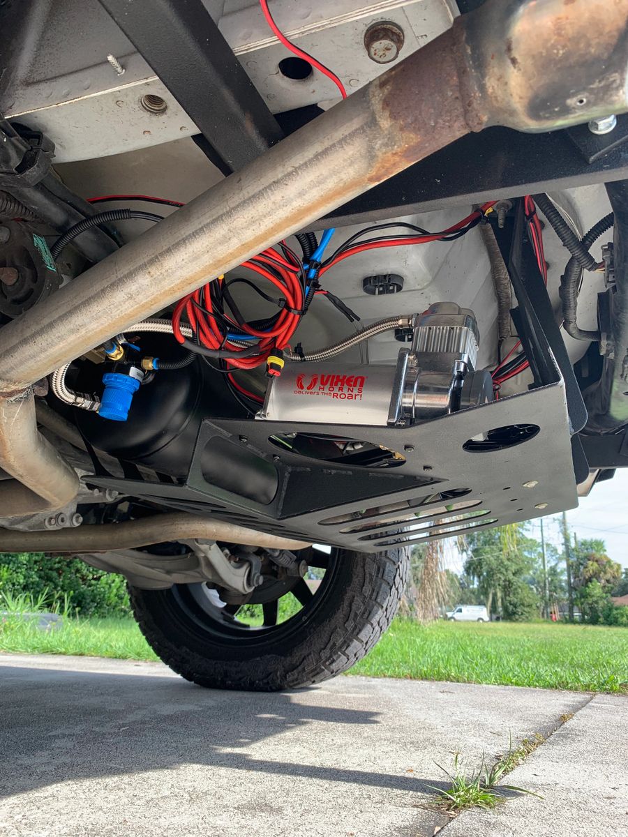 Rear auxiliary mount