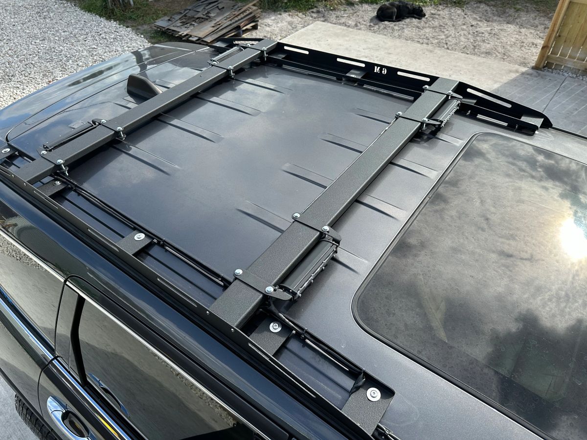 WK2 Low Profile Roof Rack