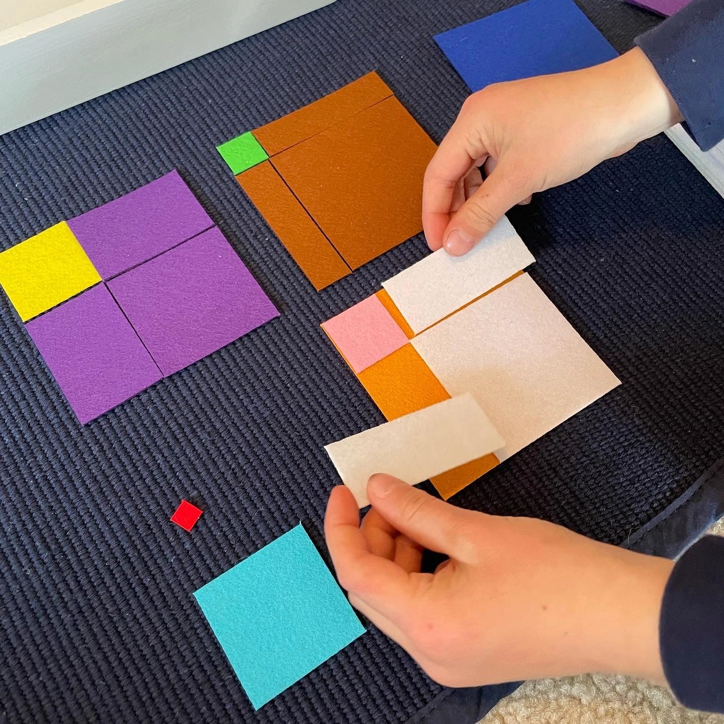 Sensorial Exploration: The Square of a Binomial