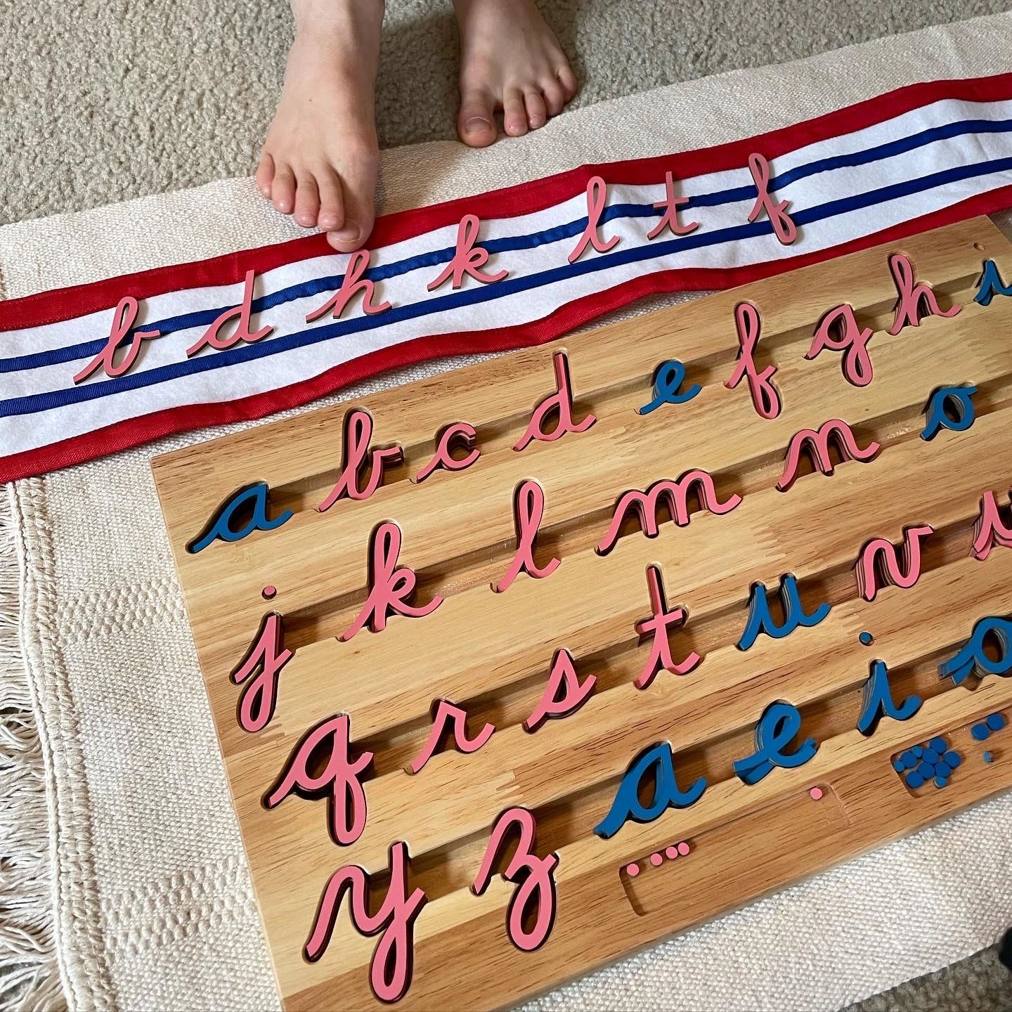 Montessori Cursive Moveable Alphabets With Box And Lines Montessori ...