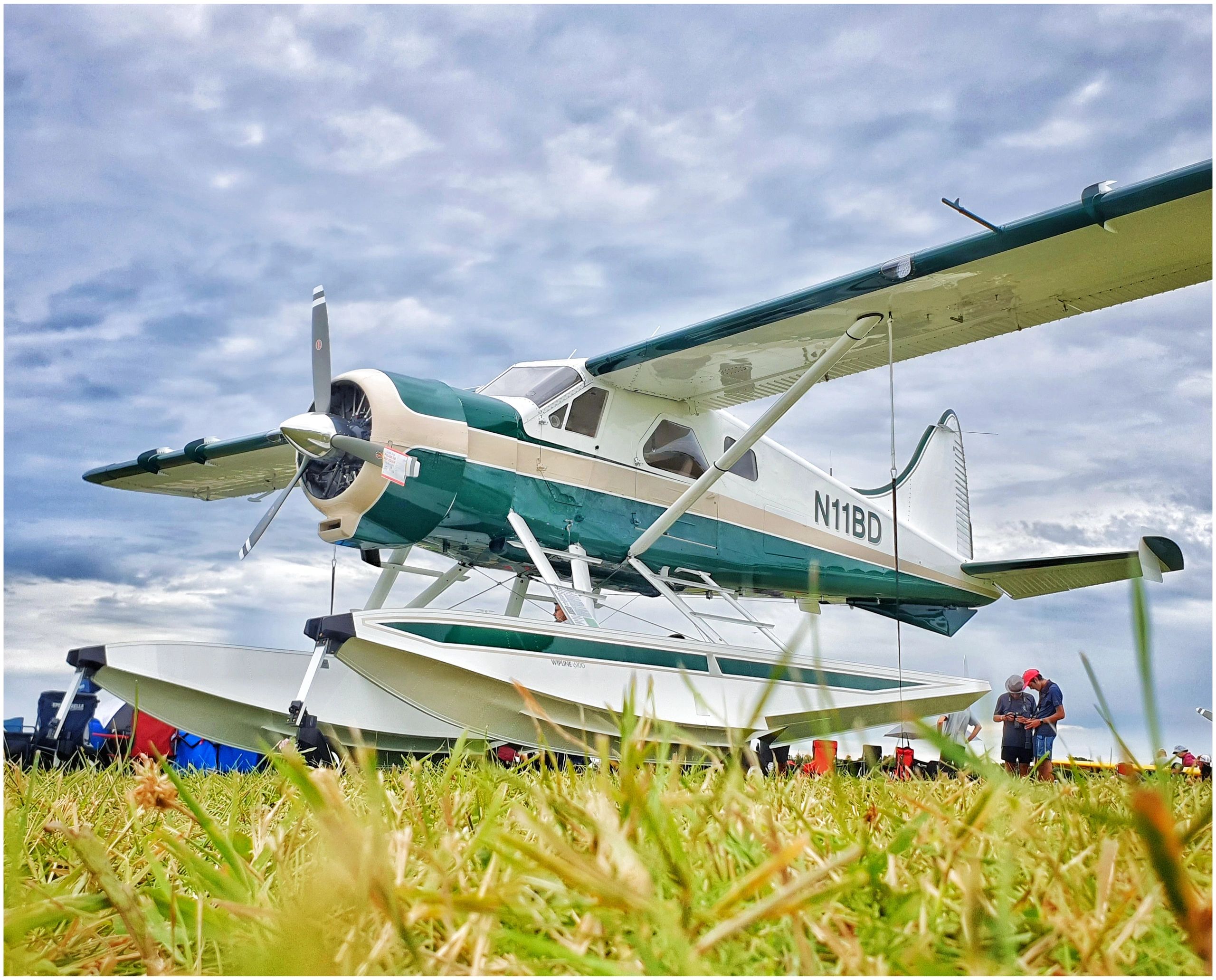 Discover Seaplane Flying with Beaver N11BD, 1951 restored De Havilland ...