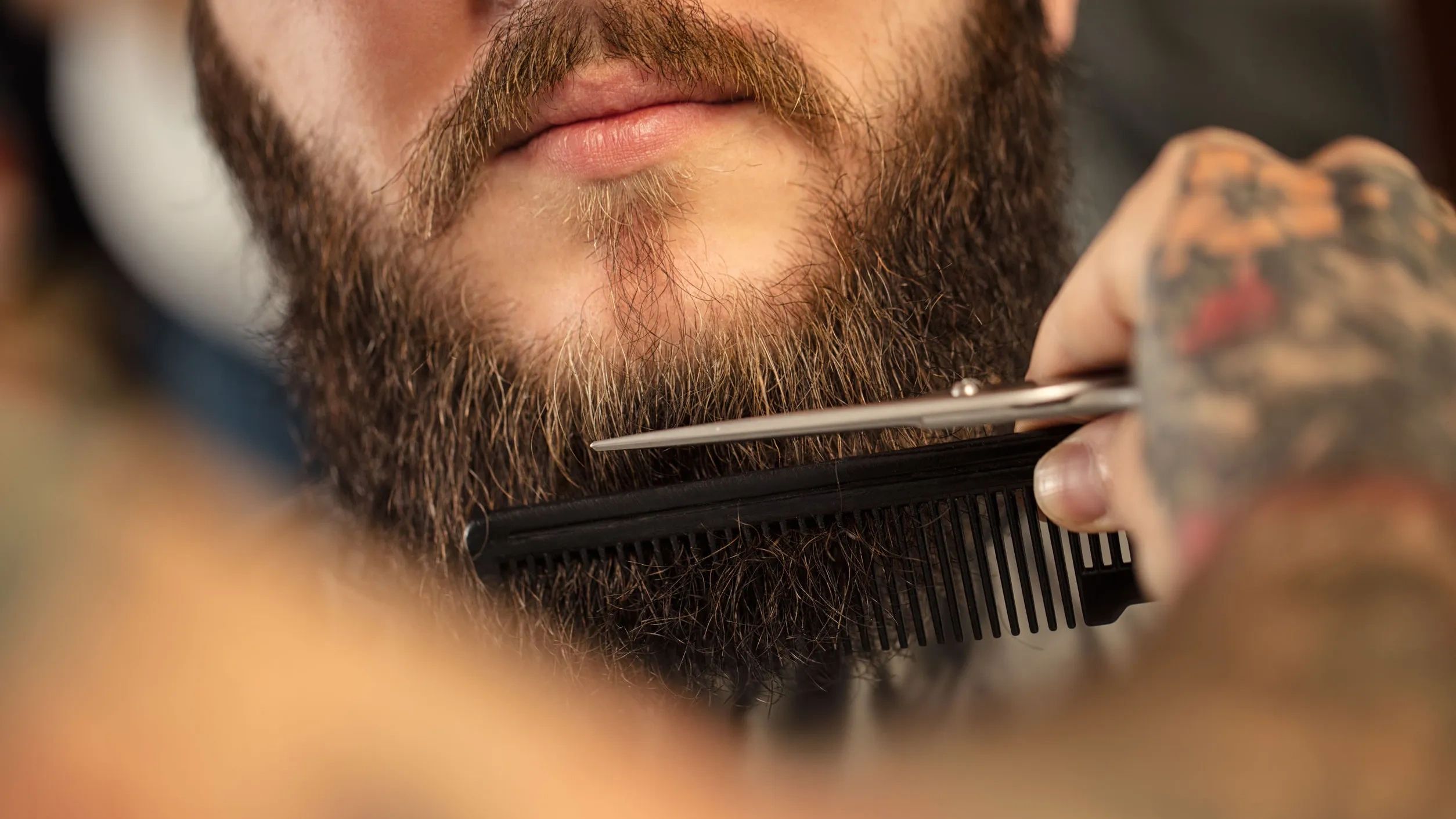 The Ultimate Guide to Beard Trimming and Growth for Men