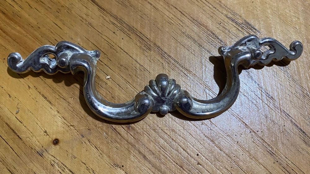 6 Silver W-Design Swan Necks