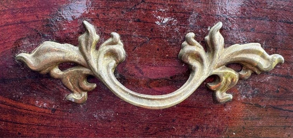 Tarnished Gold French Pulls (35)