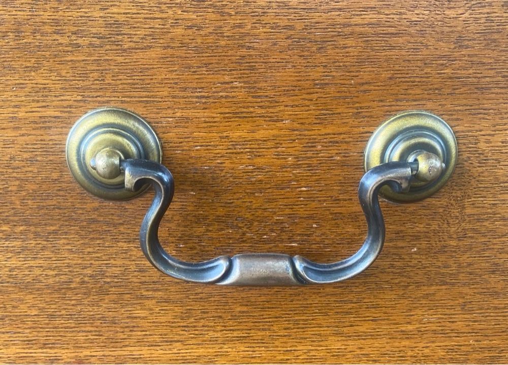 7 Black and Bronze Swan Necks