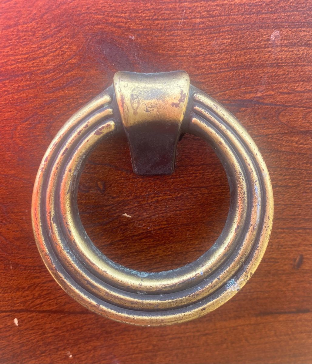 Gold and Black Ring Pulls (62)