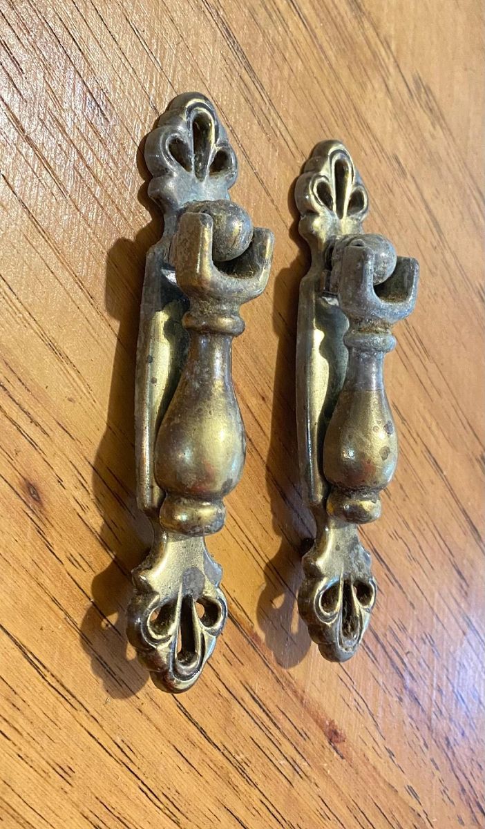 3 1980's Teardrops W/Plates