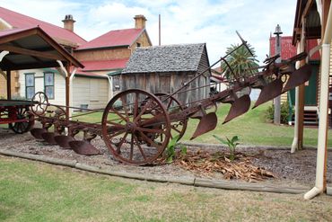 Gallery | Warwick Museum