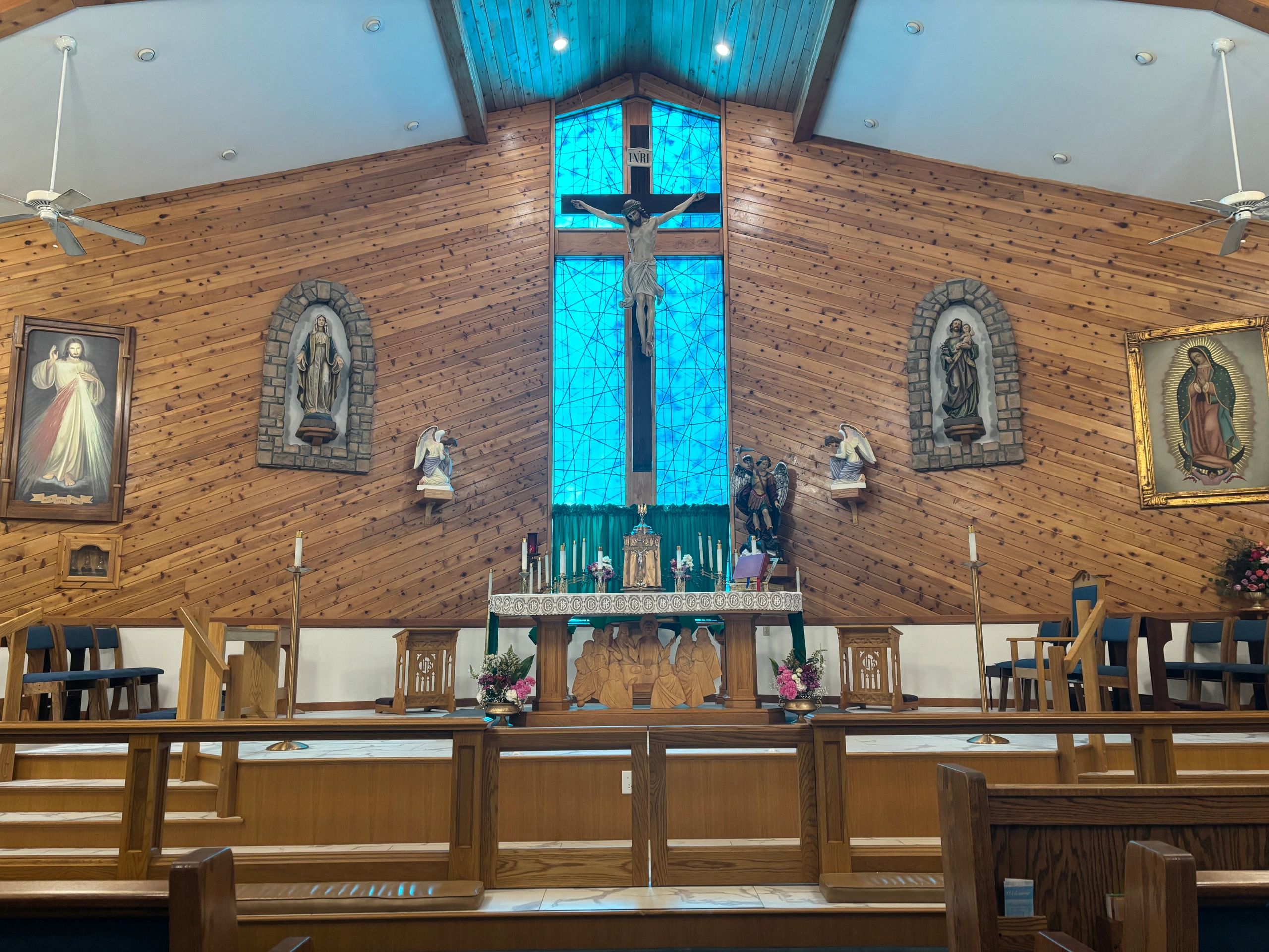 Holy Cross Catholic Church - Home