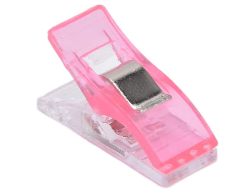 Piping Bag Tip Clips -25 Pieces Per Pack