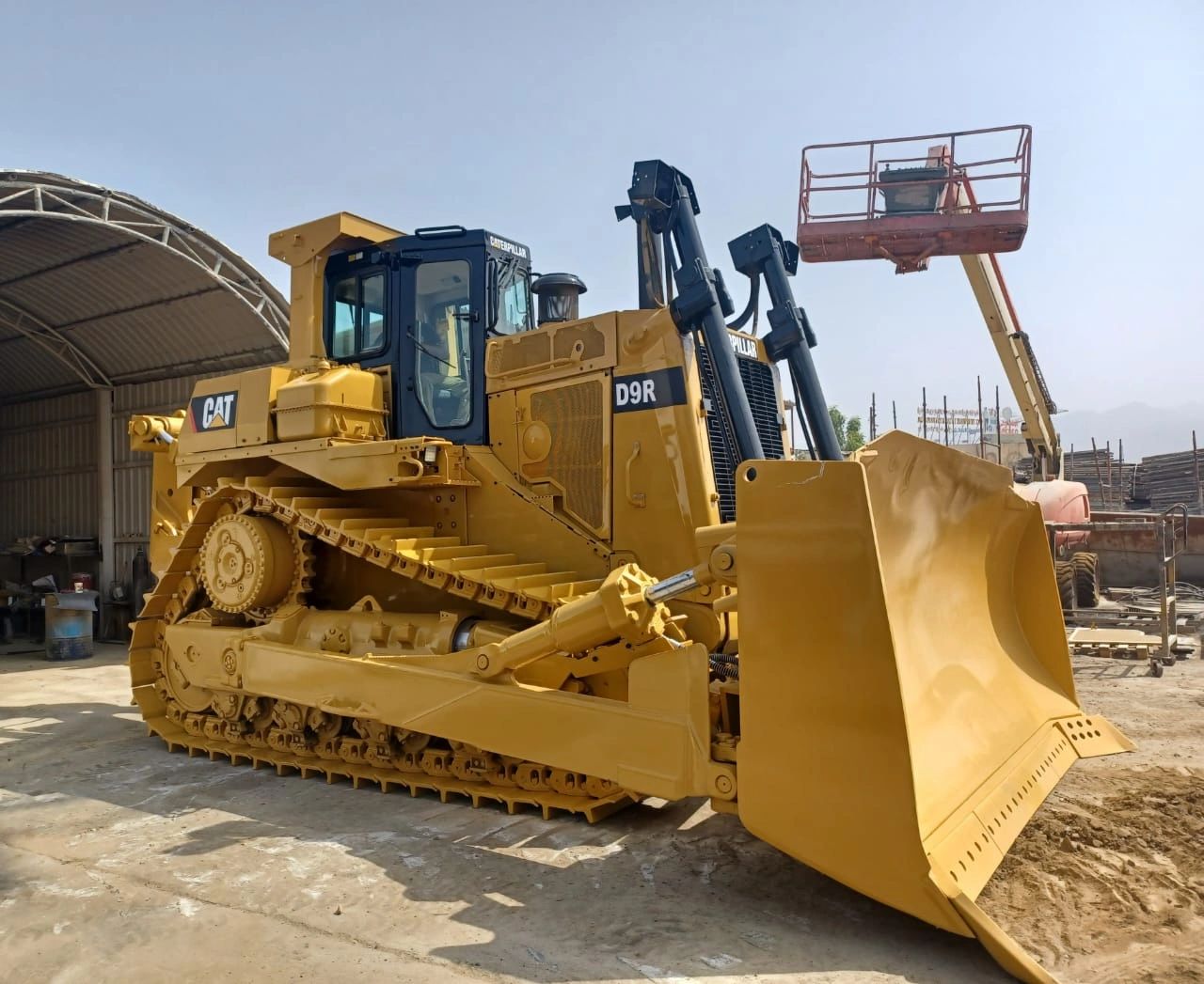 PRODUCTS | Caterpillar , Komatsu , Spare parts , Heavy Equipment , Engines