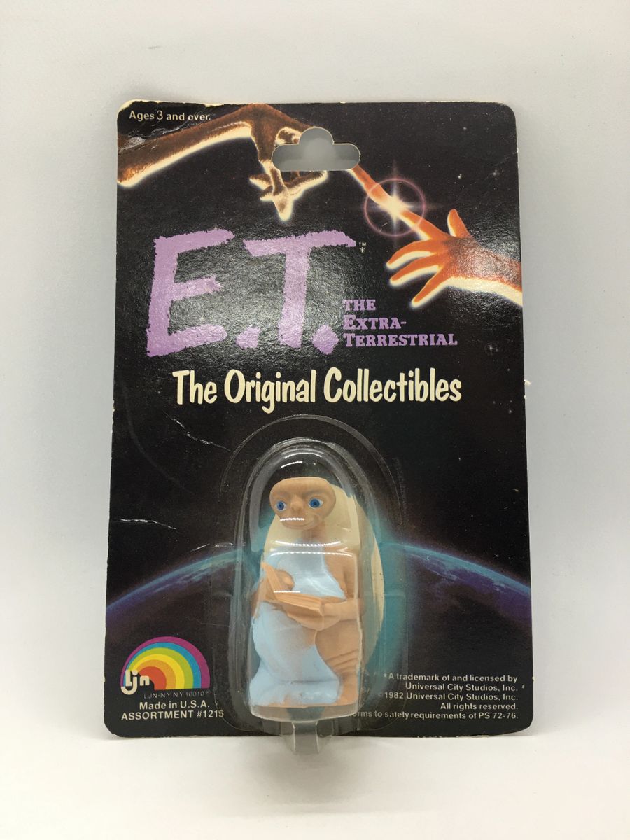 1982 ET Figure (Book)