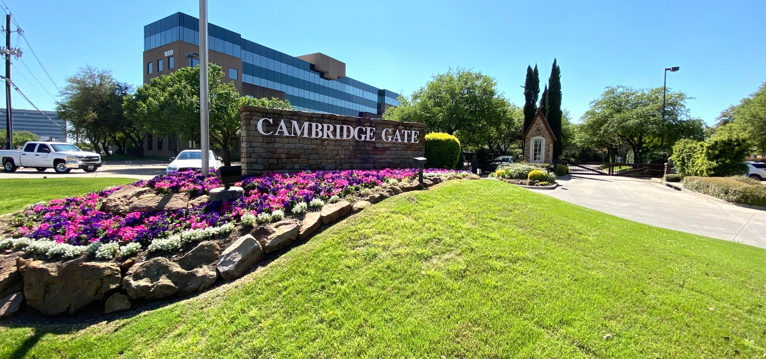 Home [cambridgegatehoa.info]